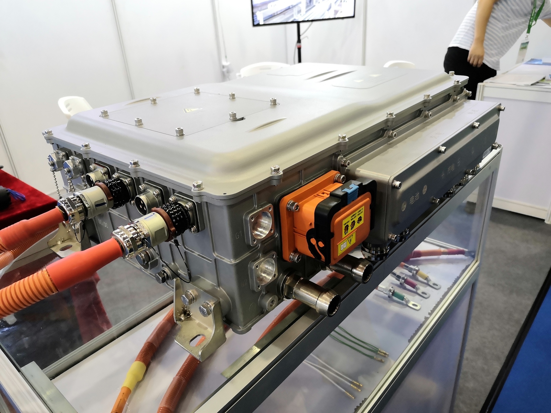 3 Main Components of Electric Vehicles: empcasting